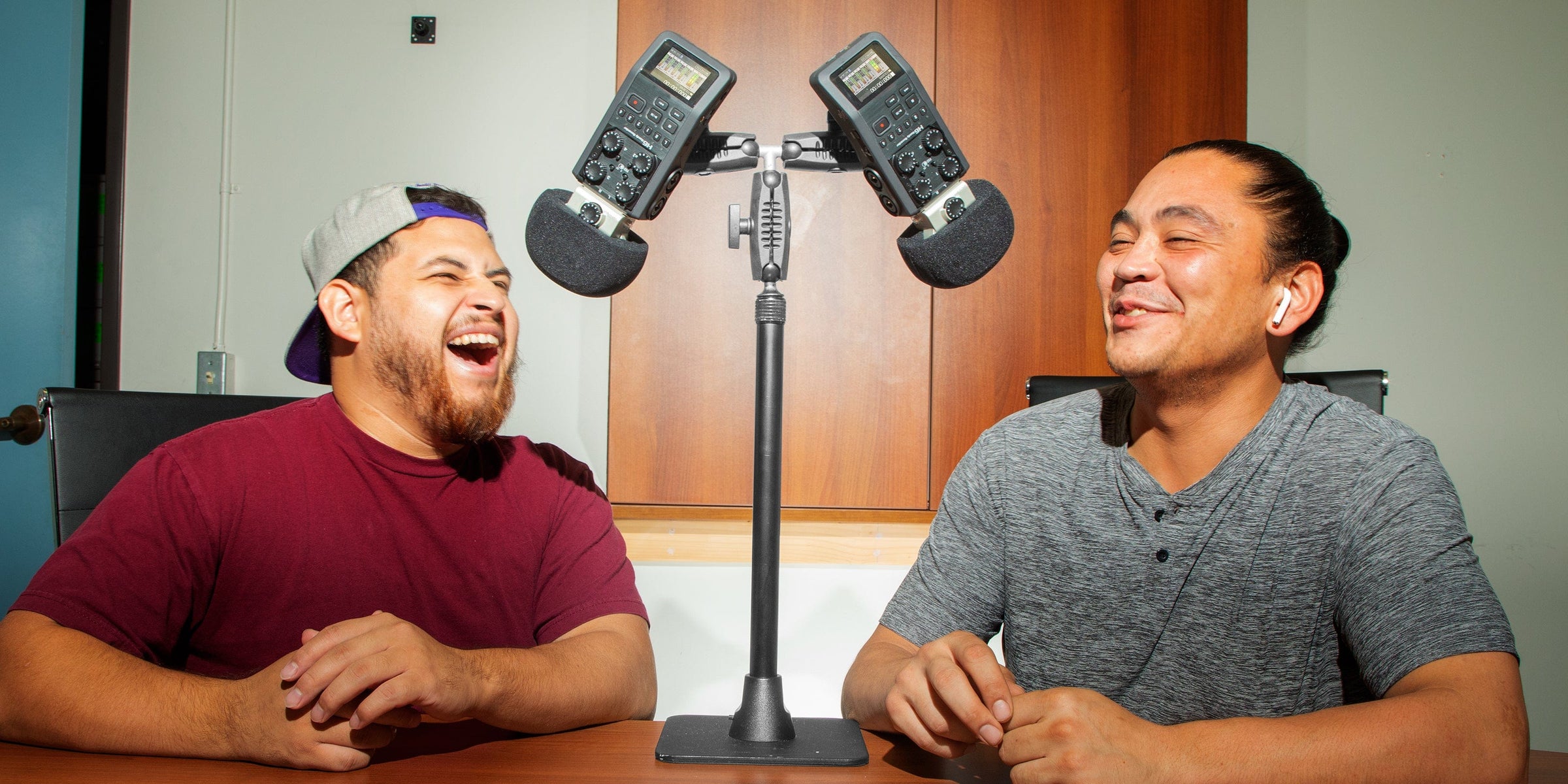 Professional Live Streaming Mounts for Enhanced Content Creation | iBOLT